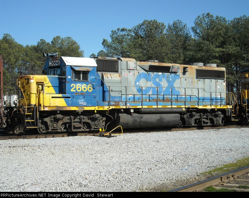CSX GP38-2 2666